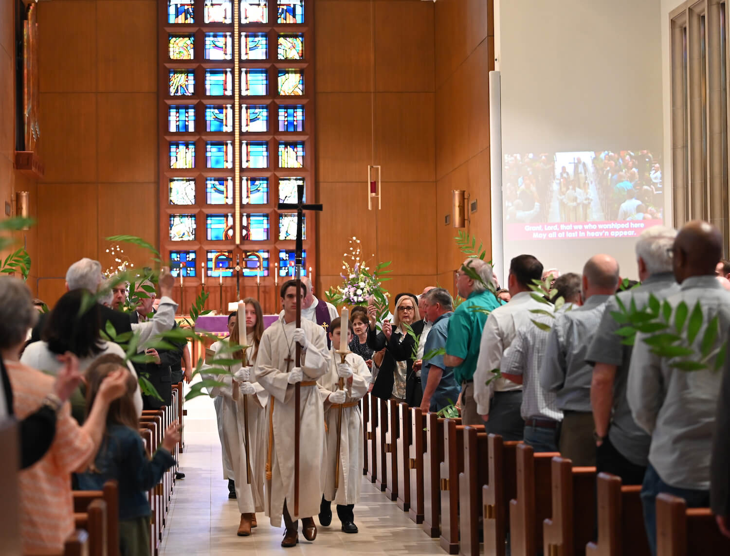 Traditional Worship In Houston, Texas - Trinity Downtown